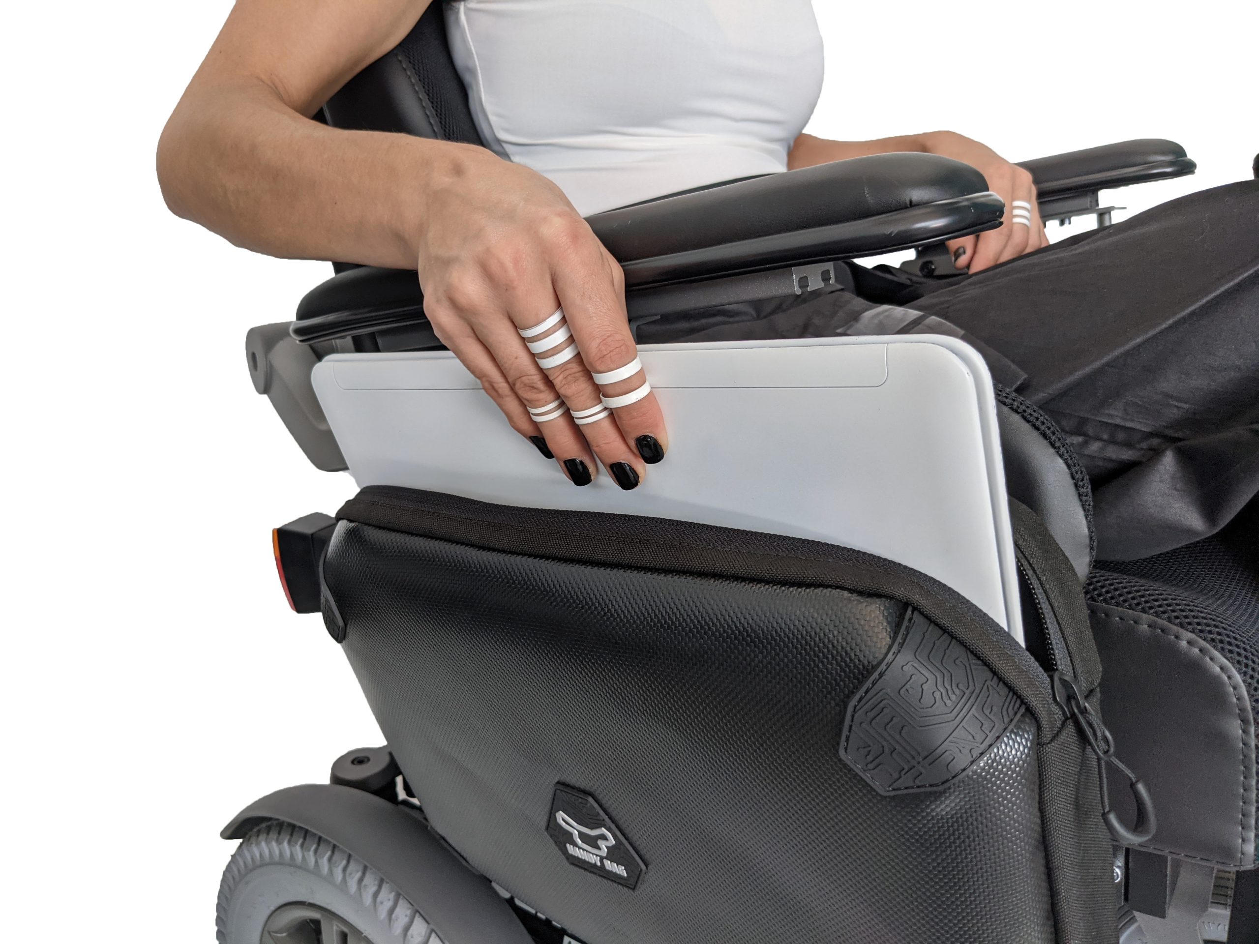 תיק צד לכיסא ממונע - מאגר המידע עזרים